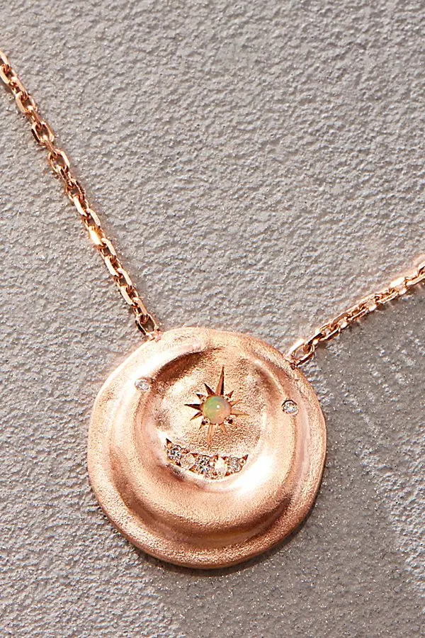 SIRCIAM Sand Dollar Necklace