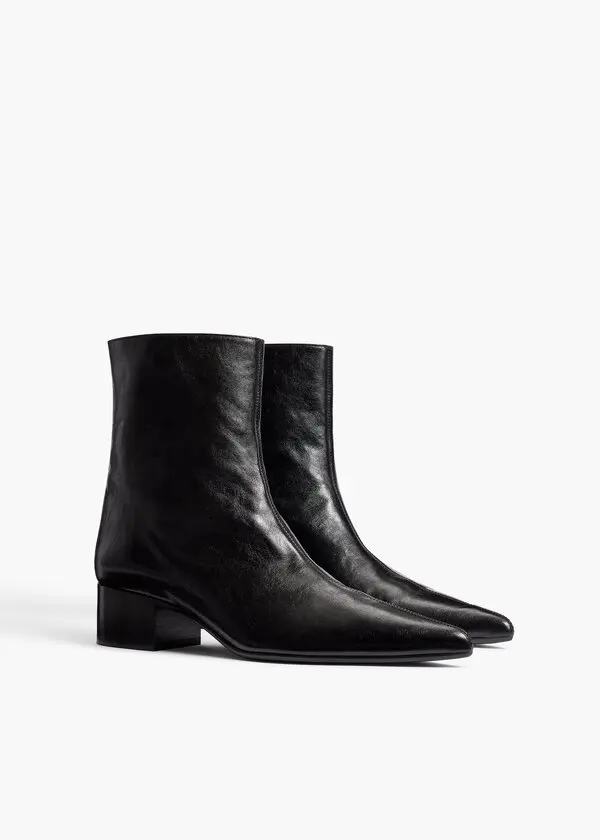 Khaite Andee Ankle Boot In Glazed Leather - Black