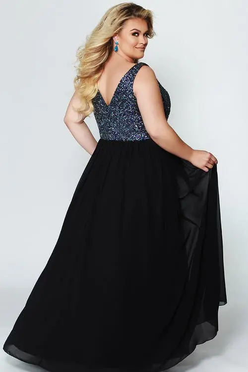 SYDNEY'S CLOSET Sequin Empire Gown