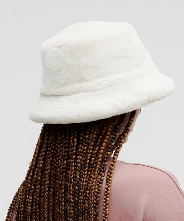 Lululemon Plush Fleece Bucket Hat - Bone | Editorialist display picture 1