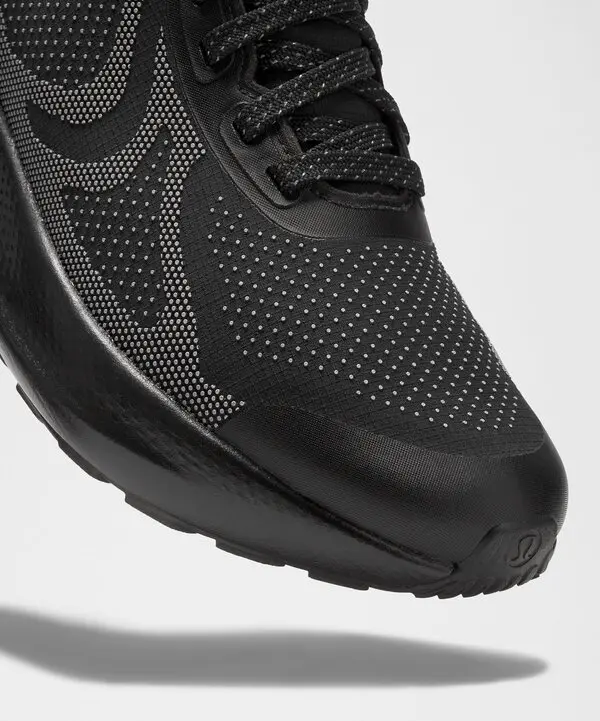 Lululemon Beyondfeel Waterproof Running Shoe - Black/black/white