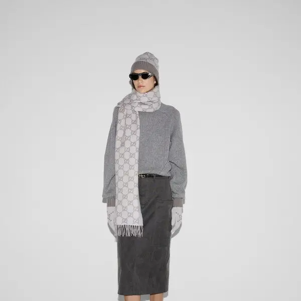 Gucci Gg Cashmere Scarf - Grey