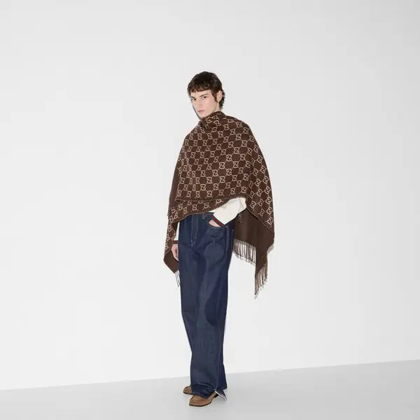 Gucci Gg Wool Jacquard Cape - Brown