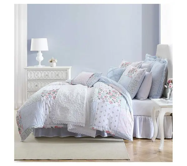 Laura Ashley Hope Patchwork Twin Comforter Sham Set