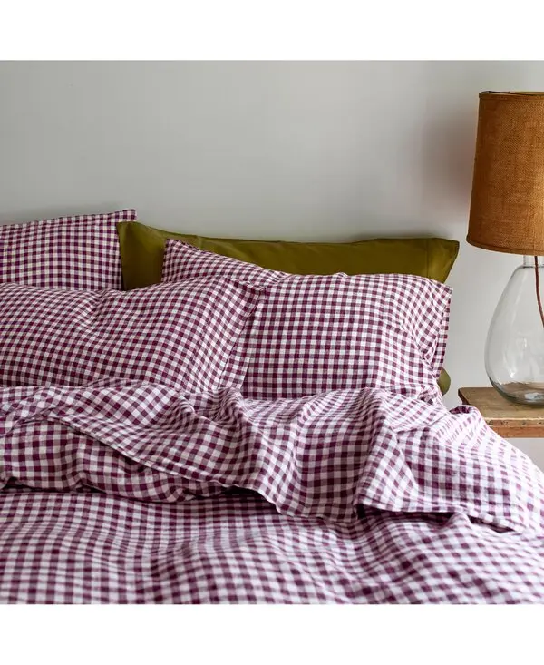 PIGLET IN BED Gingham Linen Flat Sheet - Berry Gingham