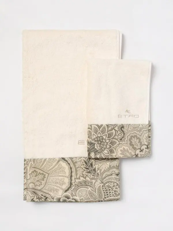 Etro Bath And Beach Towels Lifestyle