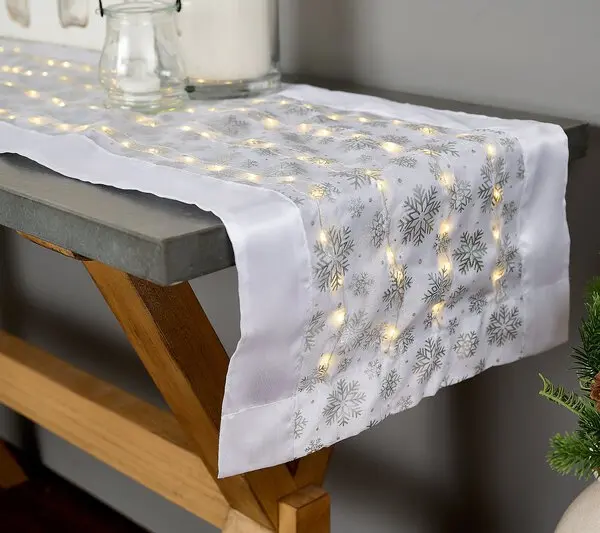 BETHLEHEM LIGHTS Illuminated Plug-in Table Runner - One-color