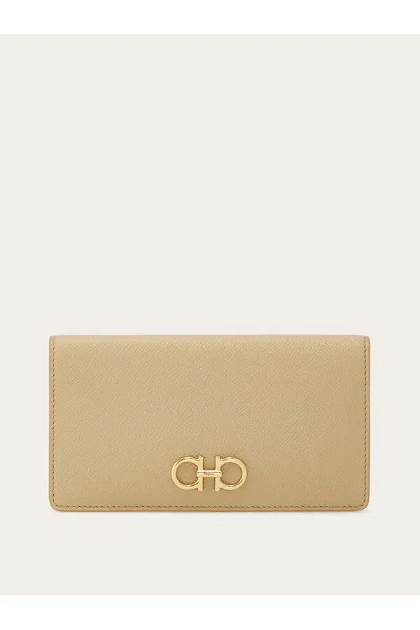 FERRAGAMO Gancini Continental Wallet - Gold