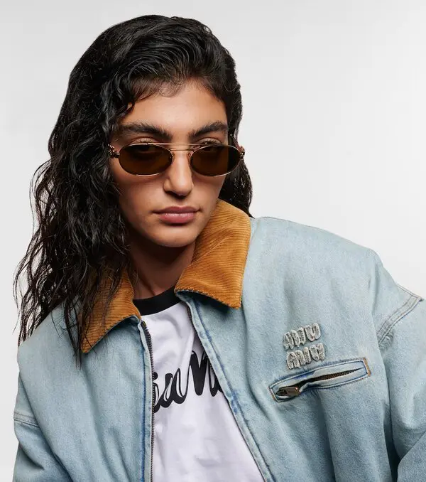 Miu Miu Oval Sunglasses With Tone Logo Detail - Gold