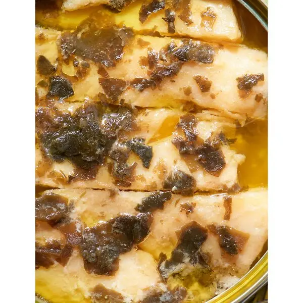 SEA SISTERS Cornish Hake With Seaweed And Butter Tinned Fish 110g