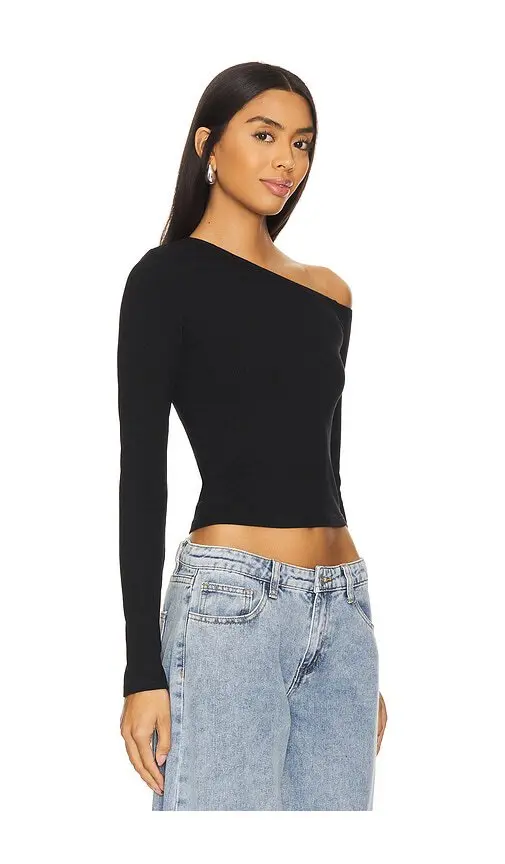 Superdown Corinne Off Shoulder Top