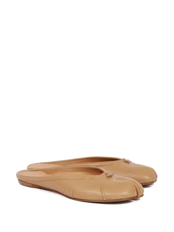 MAISON MARGIELA Tabi Mules - Brown
