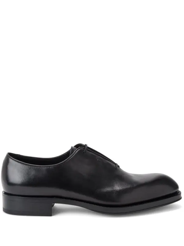 FERRAGAMO Polished Leather Oxford Shoes