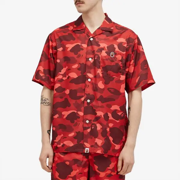 A BATHING APE Colour Camo One Point Vacation Shirt - Red
