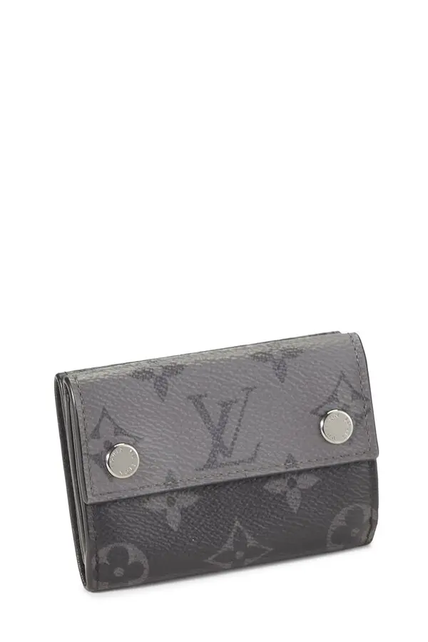 LOUIS VUITTON Monogram Eclipse Discovery Compact Wallet