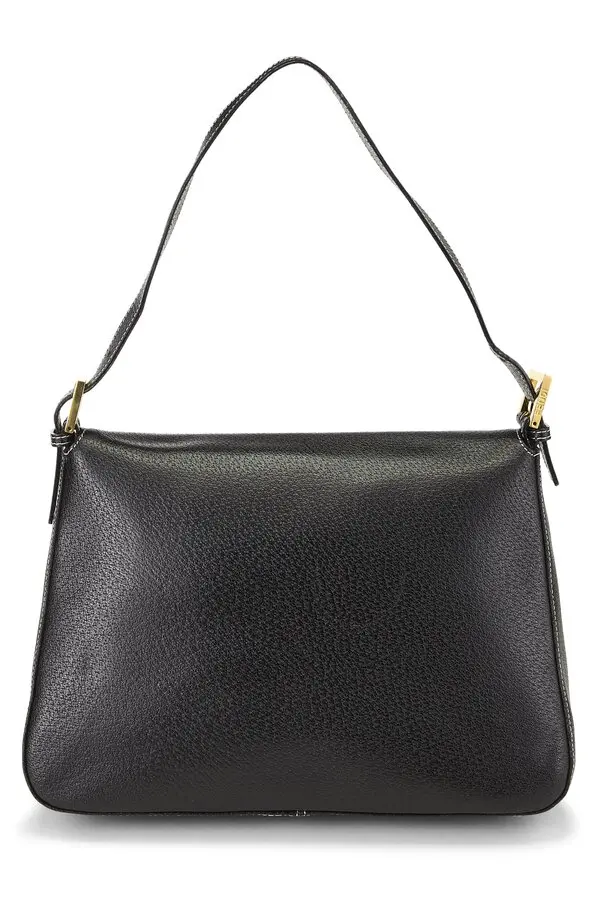 Fendi Grained Leather Mama Bag With Ff Buckle - Black