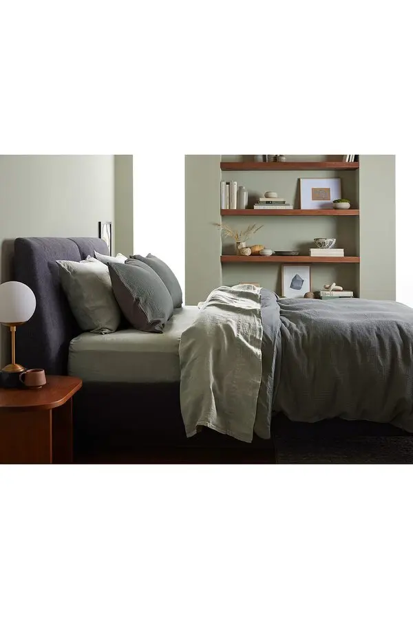 PARACHUTE Linen Fitted Sheet In Green
