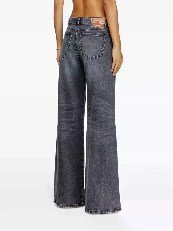DIESEL® D-akemi Wide-leg Jeans