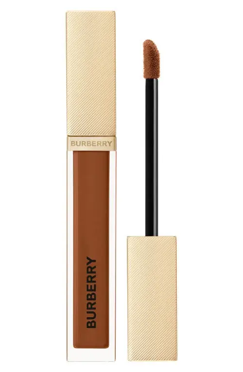 Burberry Beyond Wear Perfecting Concealer - 140 Deep Warm