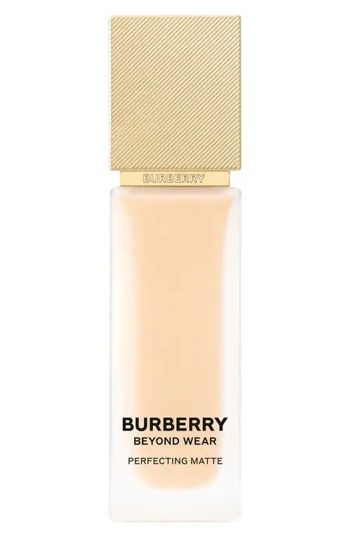 Burberry Beyond Wear Perfecting Matte Foundation - 10 Fair Warm