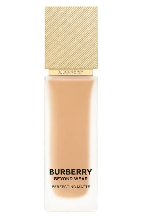 Burberry Beyond Wear Perfecting Matte Foundation - 70 Medium Warm