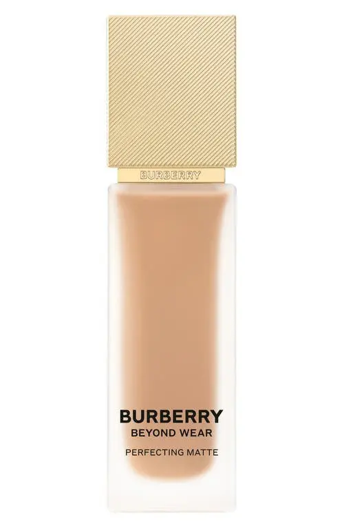 Burberry Beyond Wear Perfecting Matte Foundation - 85 Medium Cool