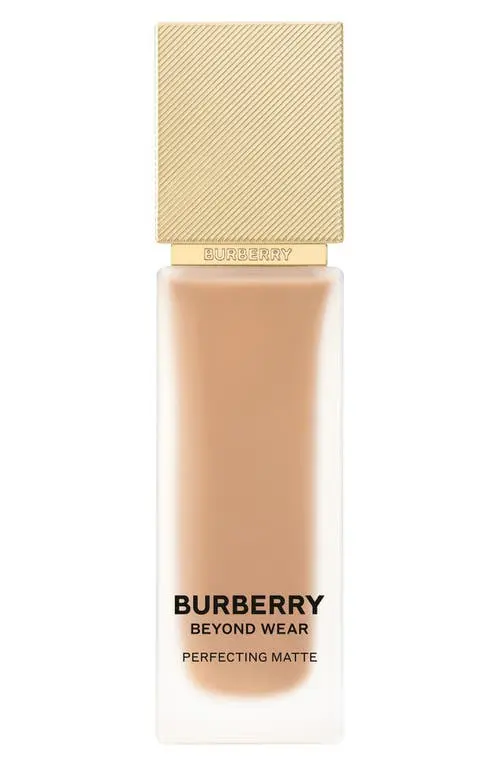 Burberry Beyond Wear Perfecting Matte Foundation - 85 Medium Neutral
