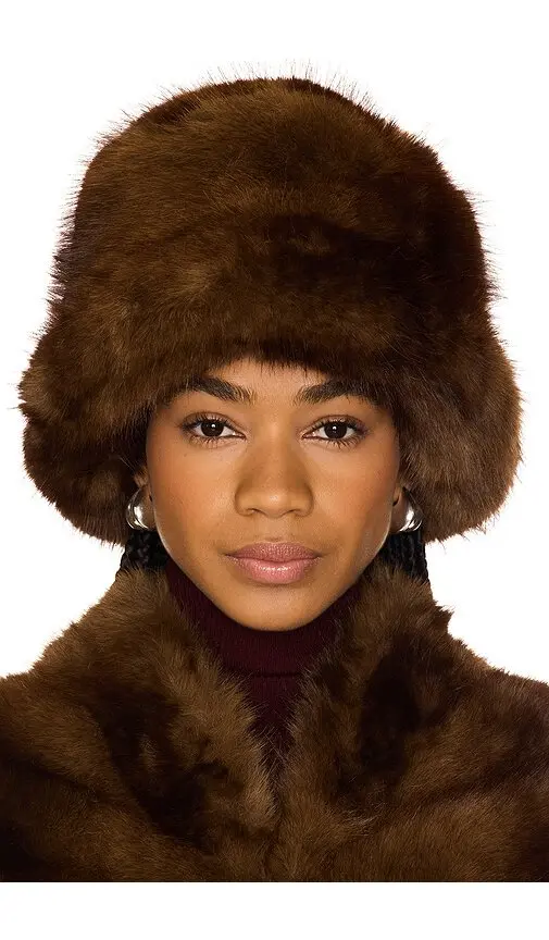 Apparis Gilly Mink Bucket Hat