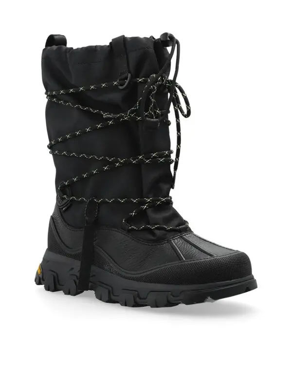 UGG Metropeak Boots - Black