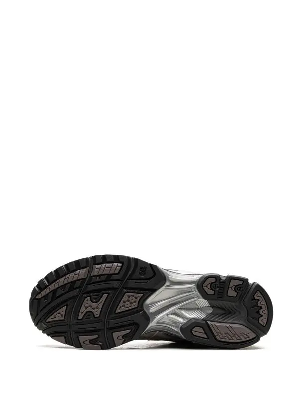 Asics Gel-nimbus .1 Kith Morganite Sneakers - White