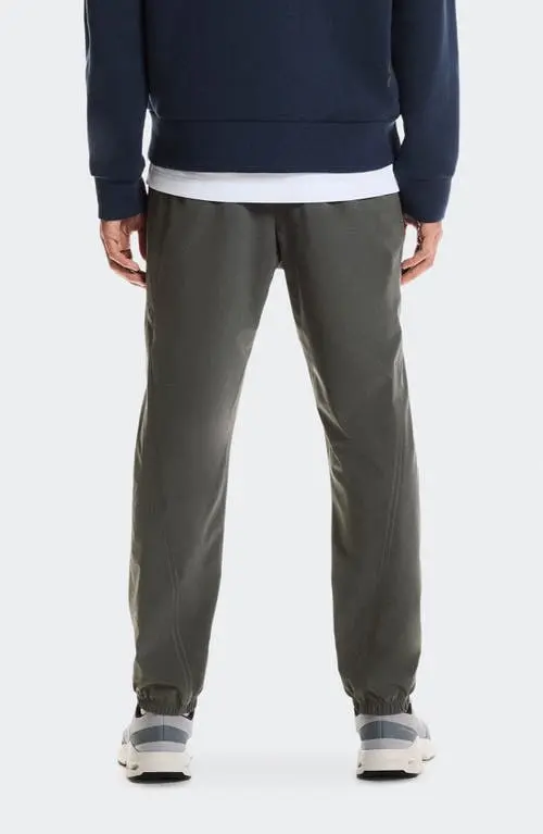 On Focus Pants - Shadow