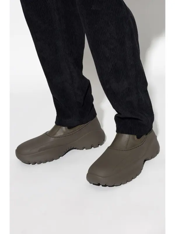 Burberry Round-toe Chelsea Boots