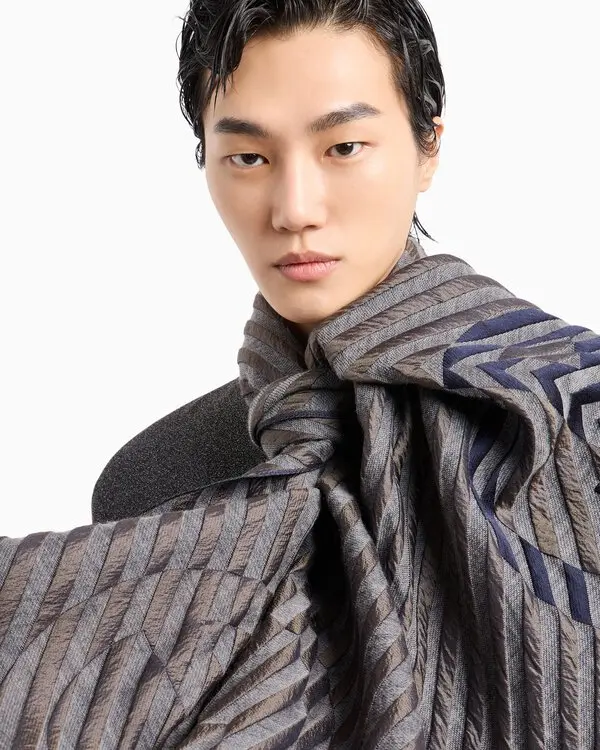 Giorgio Armani Jacquard Virgin Wool And Silk Stole