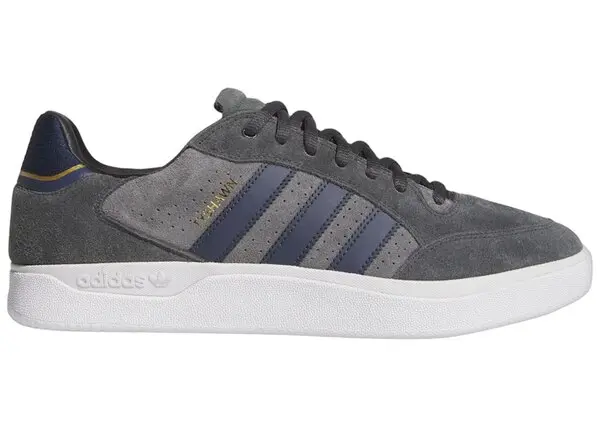 Adidas Tyshawn Low Top Sneakers - Carbon/carbon/grey Five