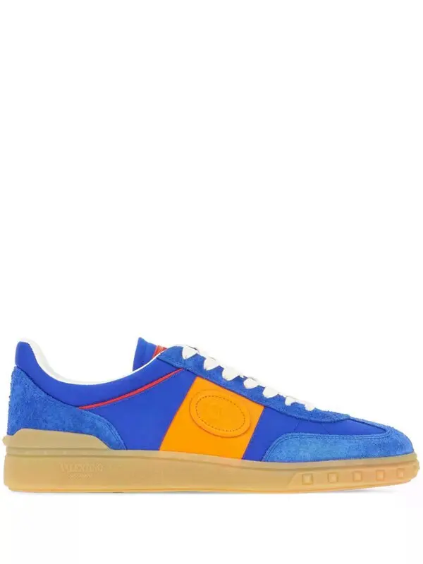 Valentino Garavani Upvillage Low Top Sneakers In Crust Leather And Nylon - Blue