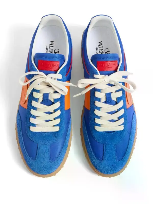 Valentino Garavani Upvillage Low Top Sneakers In Crust Leather And Nylon - Blue