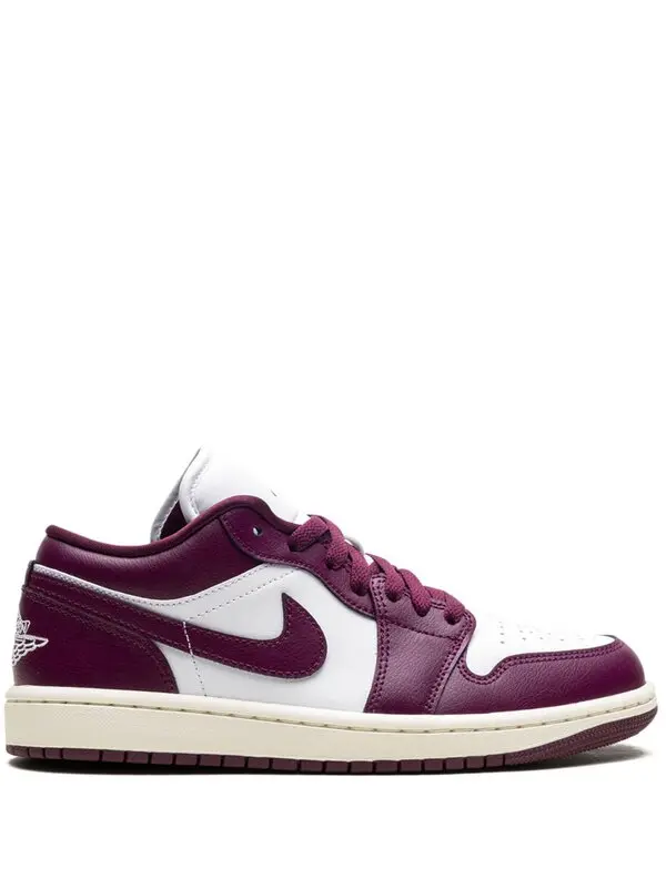 JORDAN 1 Low Sneakers - Purple