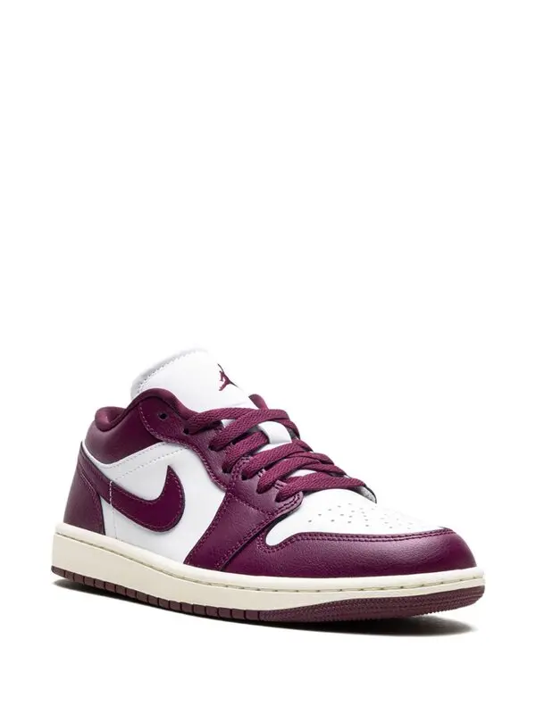 JORDAN 1 Low Sneakers - Purple