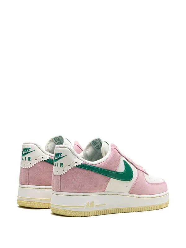 Nike Air Force 1 '07 Lv8 Sneakers