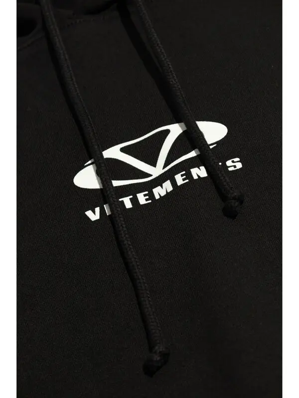 Vetements Logo Sweatshirt