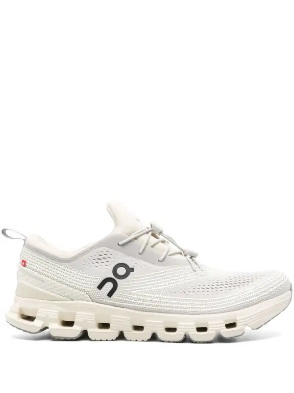 On Cloud 5 Running Shoes - White | Editorialist