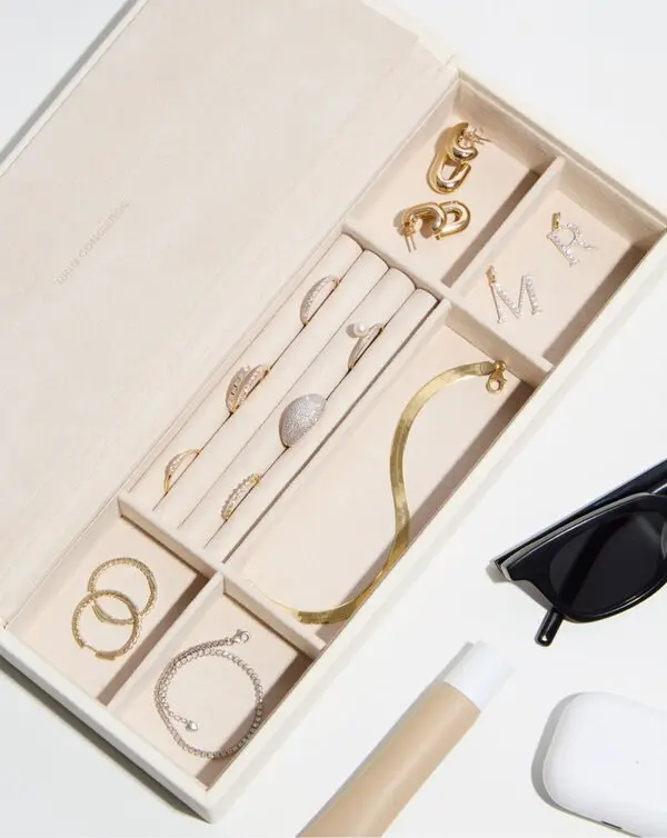 Ring Concierge Leather Jewelry Box