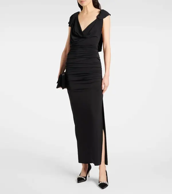 Manolo Blahnik Asa 70 Pumps