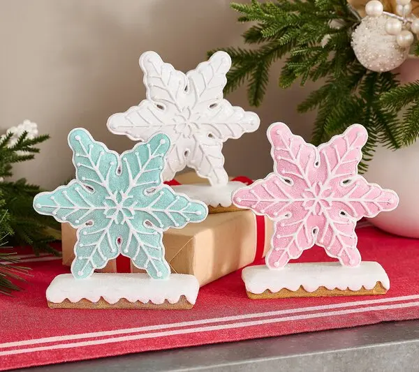 VALERIE PARR HILL Set Of 3 Snowflake Cookies On Iced Baseby Valerie - One-color