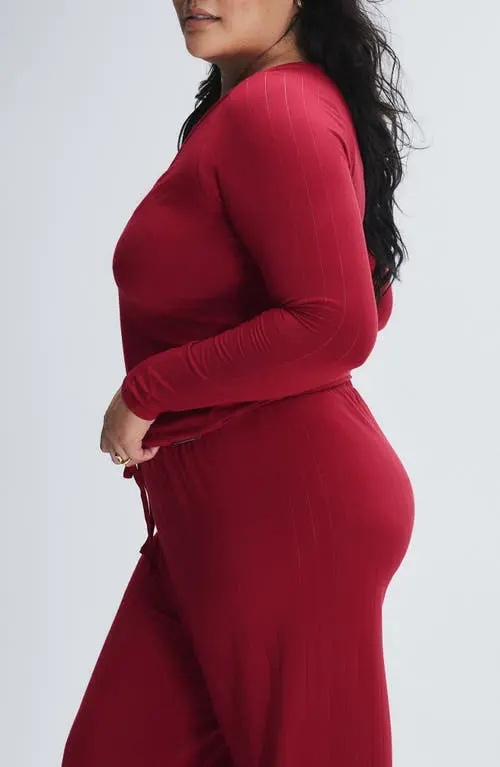 SAVAGE X FENTY Sleek Stitch Sleep Henley - Red Cognac