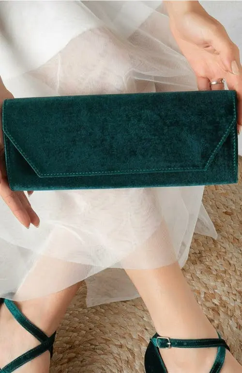 FOREVER & ALWAYS SHOES Forever & Always Scarlett Evening Clutch - Emerald Green Velvet