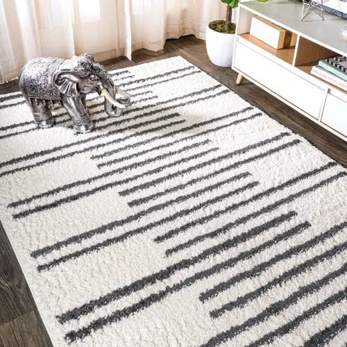 JONATHAN Y Petra Stripe Geometric Shag Area Rug