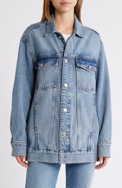 FRAME The Extended Denim Trucker Jacket