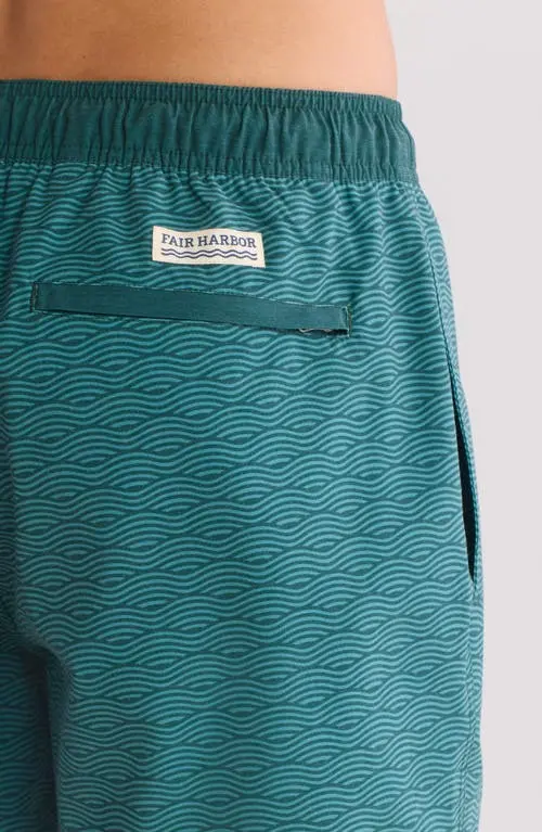 FAIR HARBOR The Bayberry Water Repellent Swim Trunks - Green Waves
