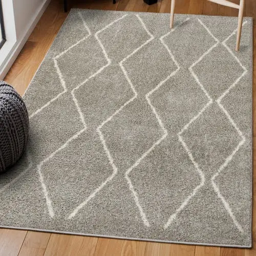 JONATHAN Y Catala Moroccan Diamond Shag Area Rug - Gray/ivory